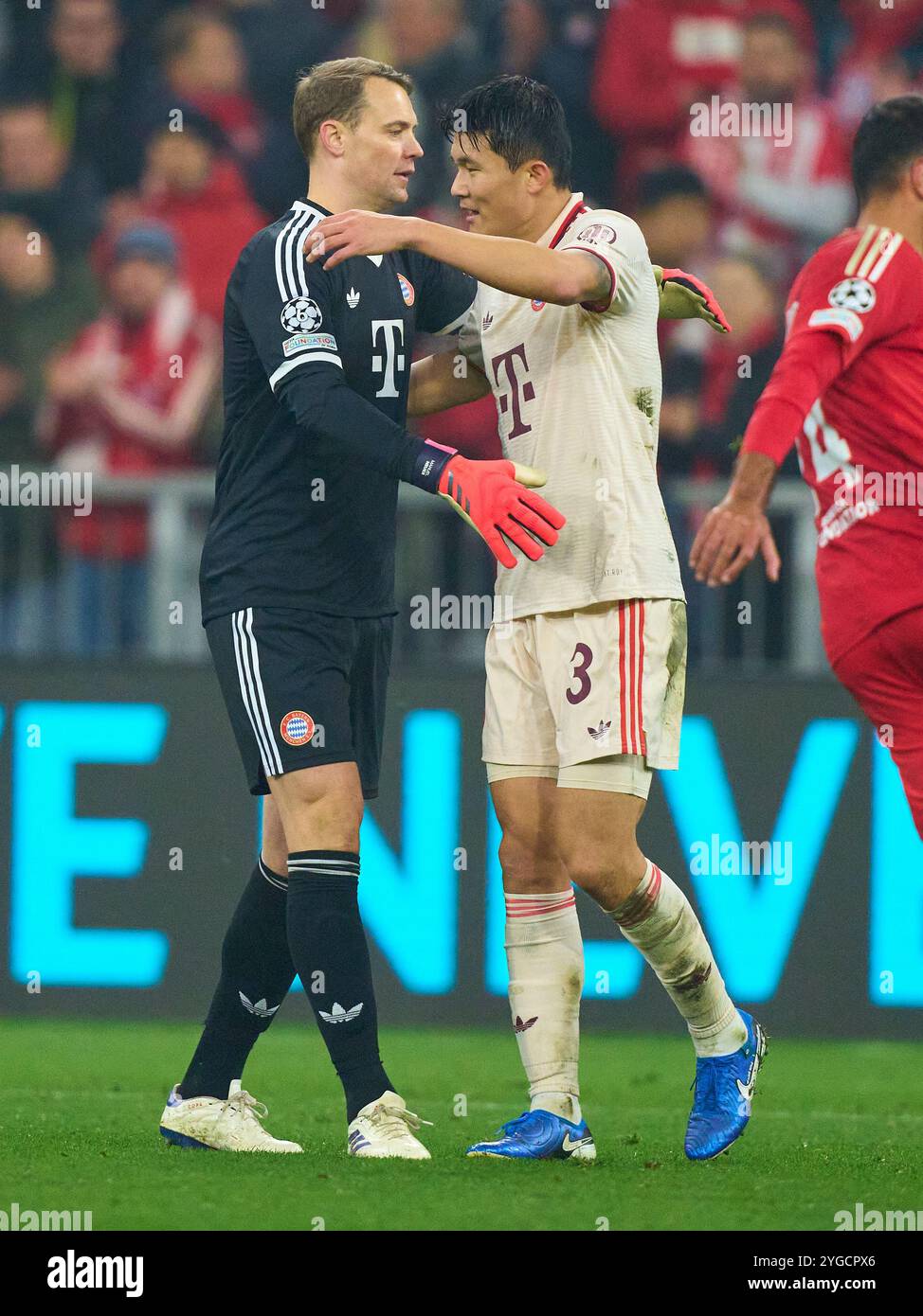 Manuel NEUER, goalkeeper FCB 1 MinJae Kim, Min-Jae Kim , FCB 3 ...