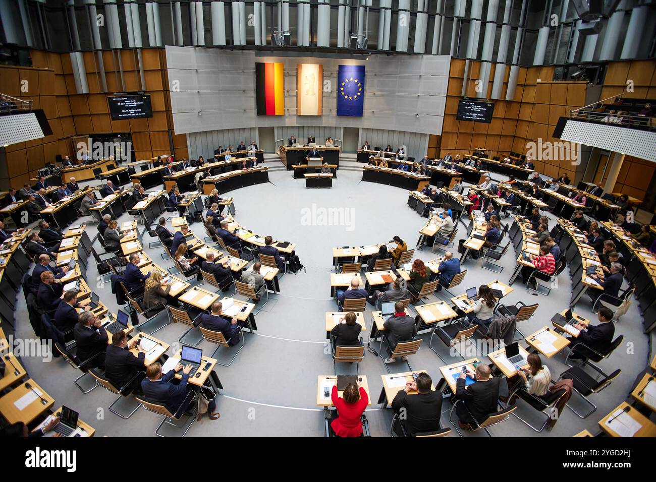Berlin, Germany. 07th Nov, 2024. Members of parliament sit in the House ...