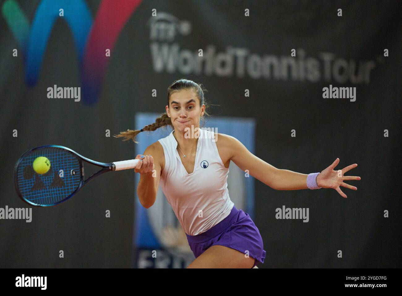 Antonia Schmidt (GER) (Foto)in action in her match against Valentina ...