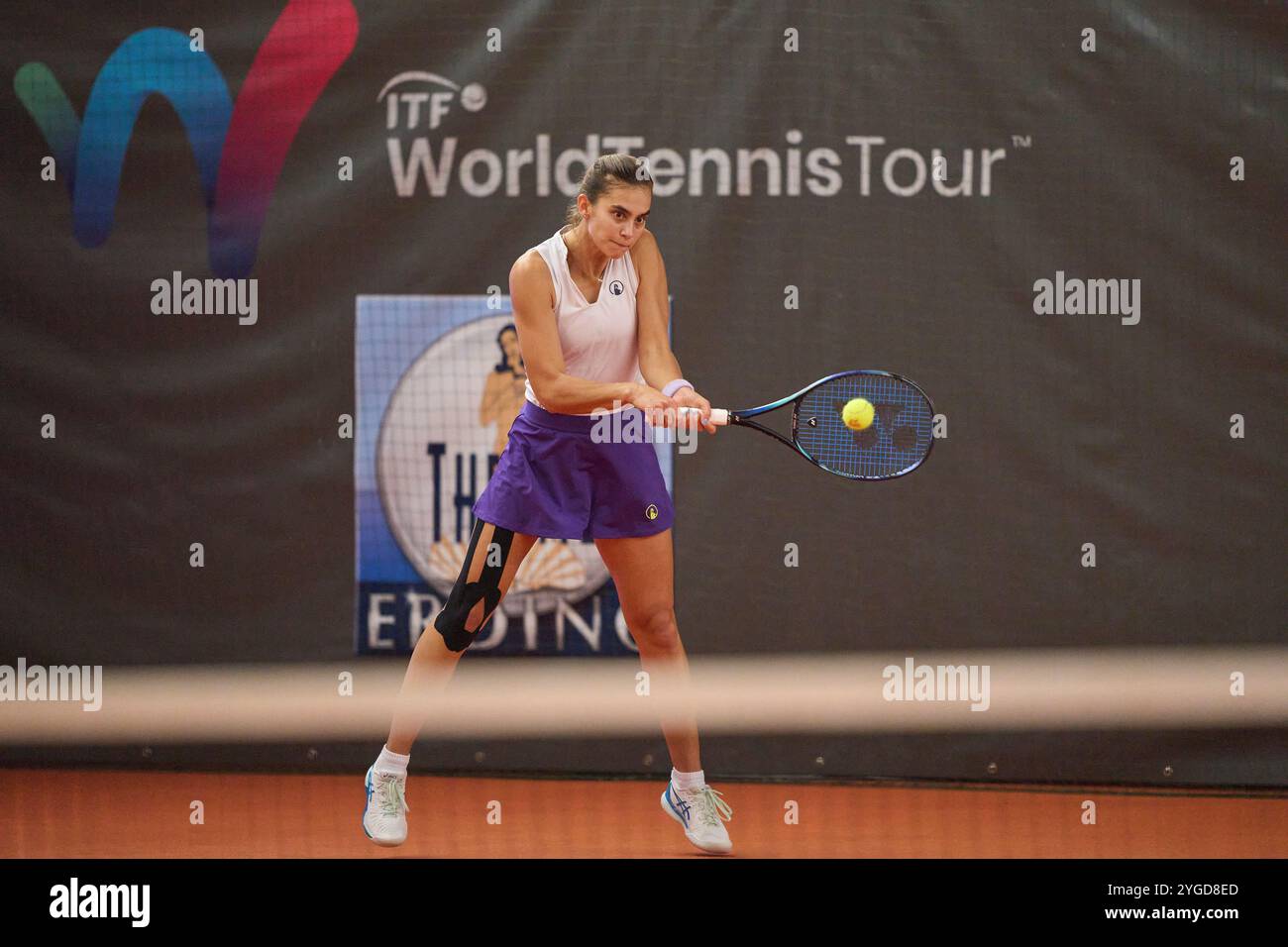 Antonia Schmidt (GER) (Foto) in action in her match against Valentina ...