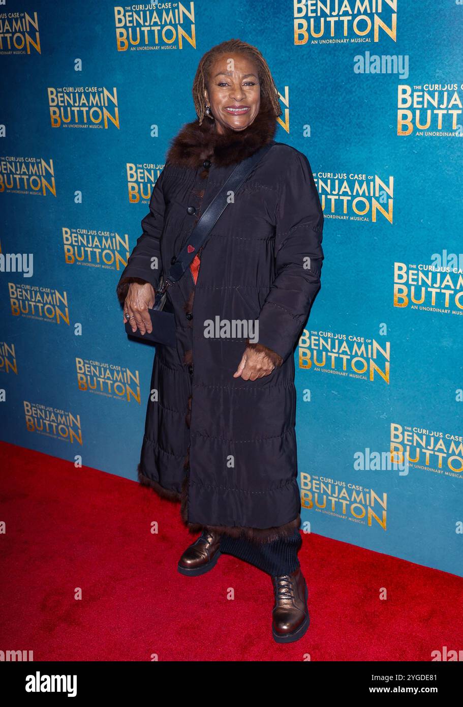 Dona droll hi-res stock photography and images - Alamy