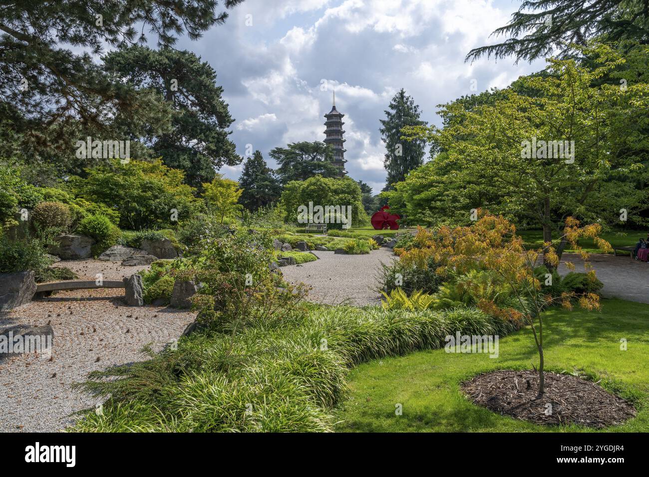 View of the Great Pagoda from a Japanese garden, Royal Botanic Gardens ...