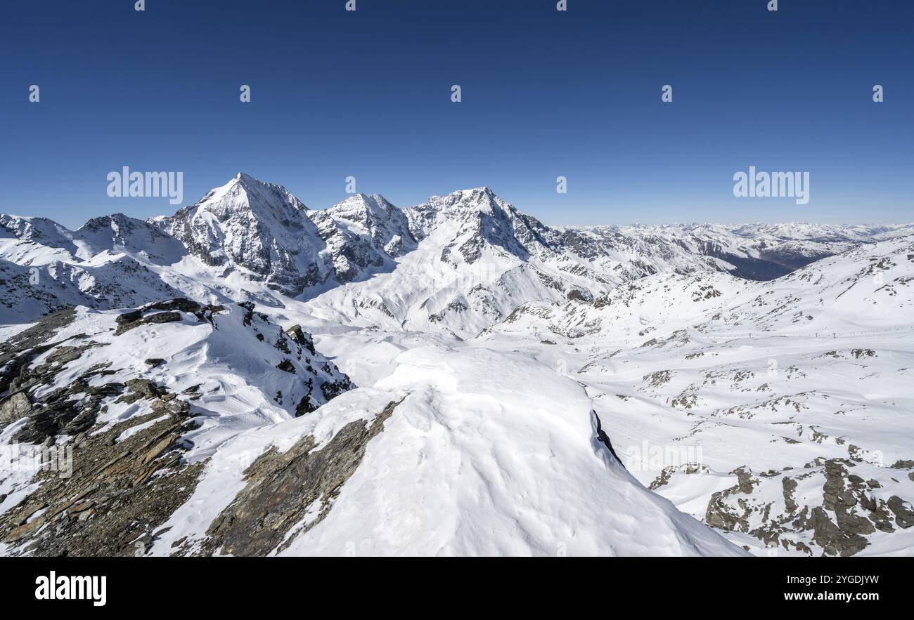Mountain panorama with snow-covered mountain landscape in winter, view ...