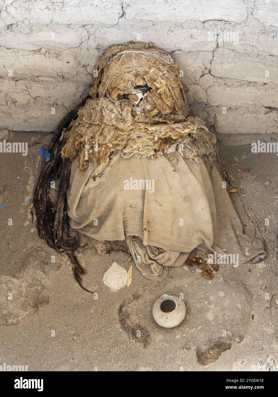 Mummy mummies nazca hi-res stock photography and images - Alamy