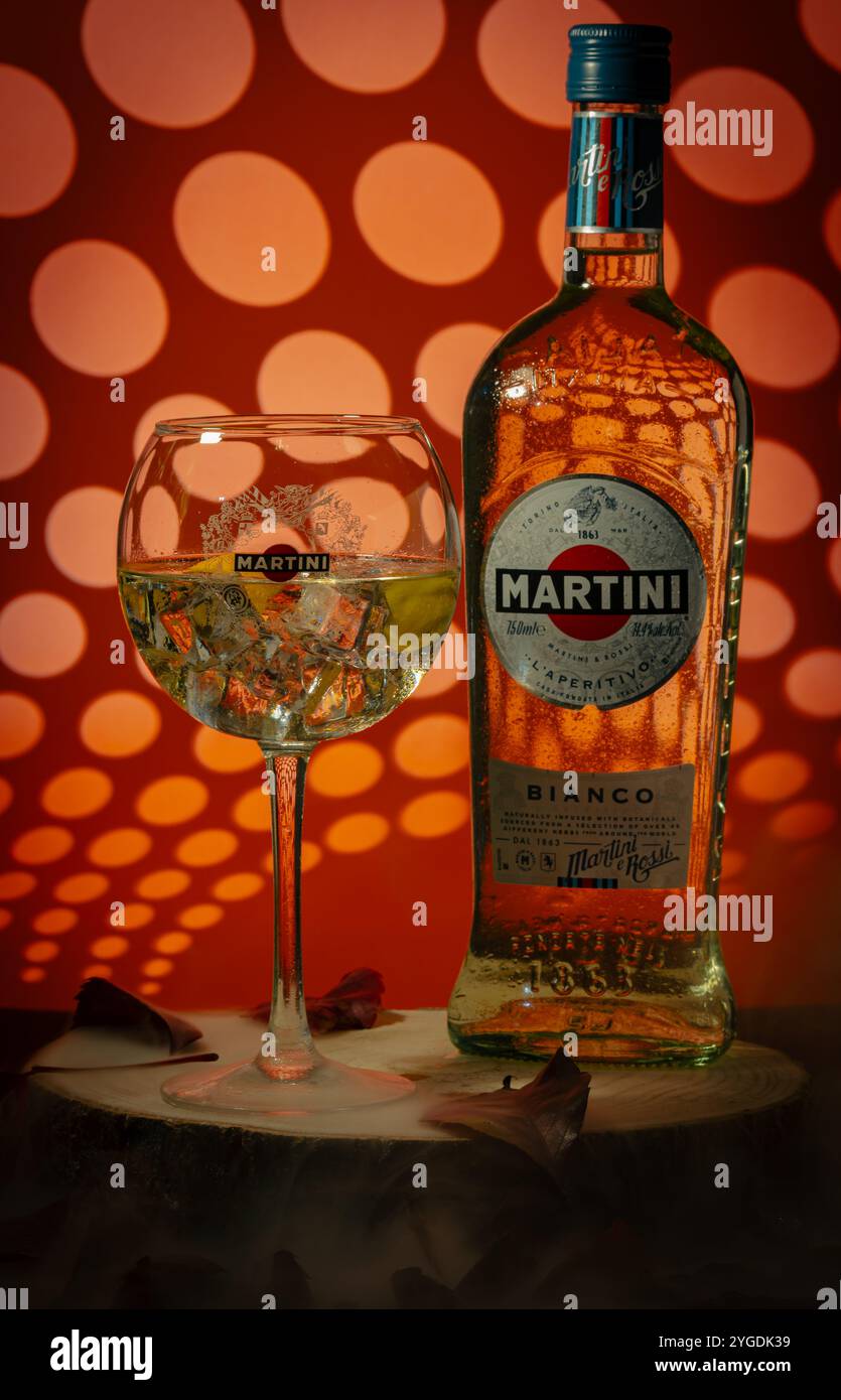Martini style glass hi-res stock photography and images - Alamy