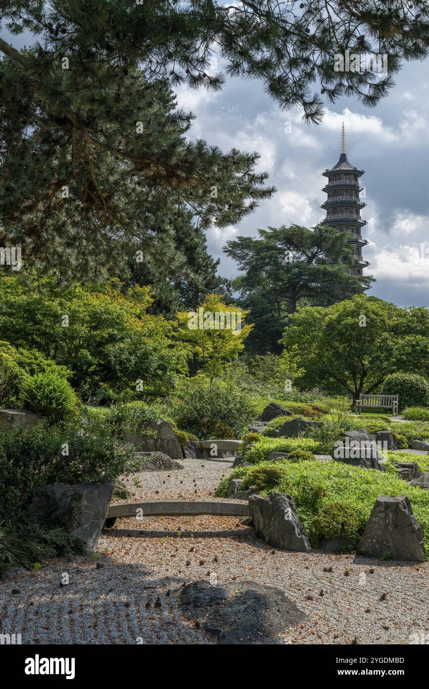 View of the Great Pagoda from the Japanese Garden, Royal Botanic ...