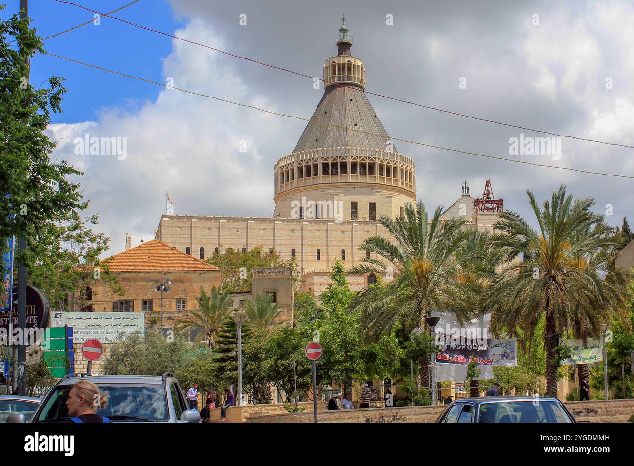Outside basilica annunciation nazareth hi-res stock photography and ...