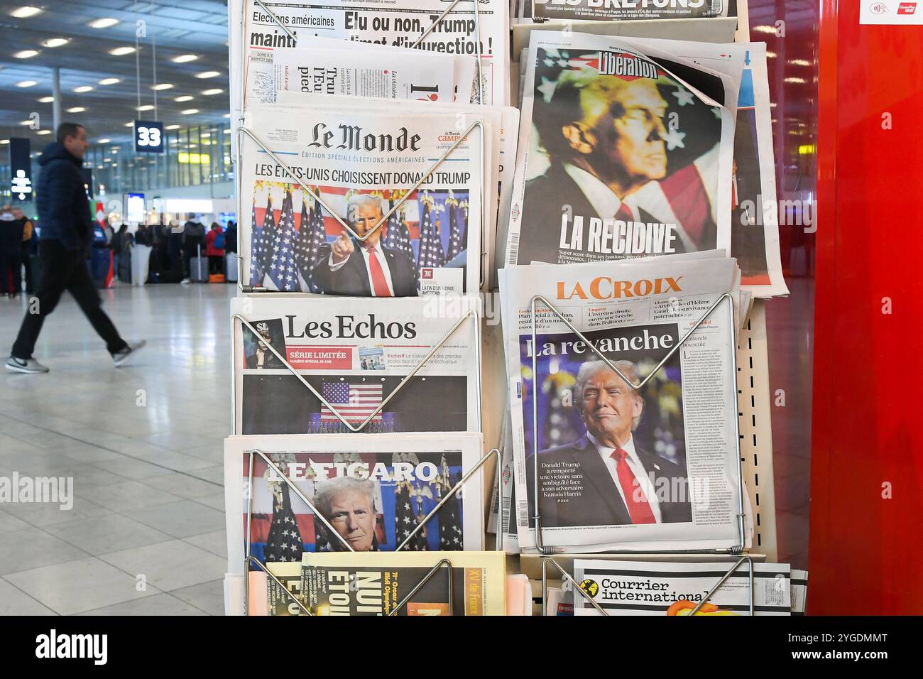 Donald trump win newspaper hi-res stock photography and images - Alamy