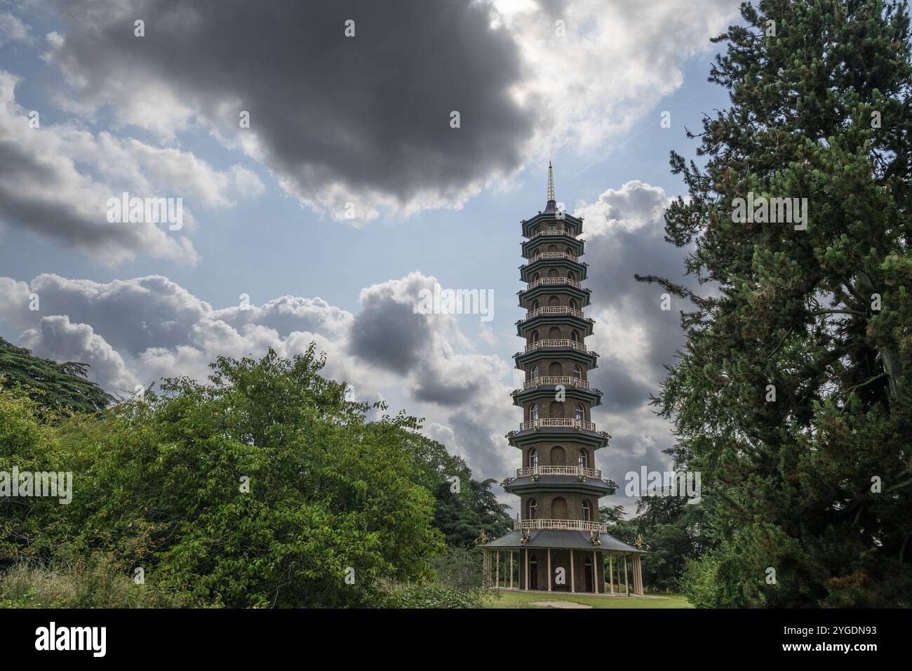 The historic Great Pagoda, Royal Botanic Gardens (Kew Gardens), UNESCO ...