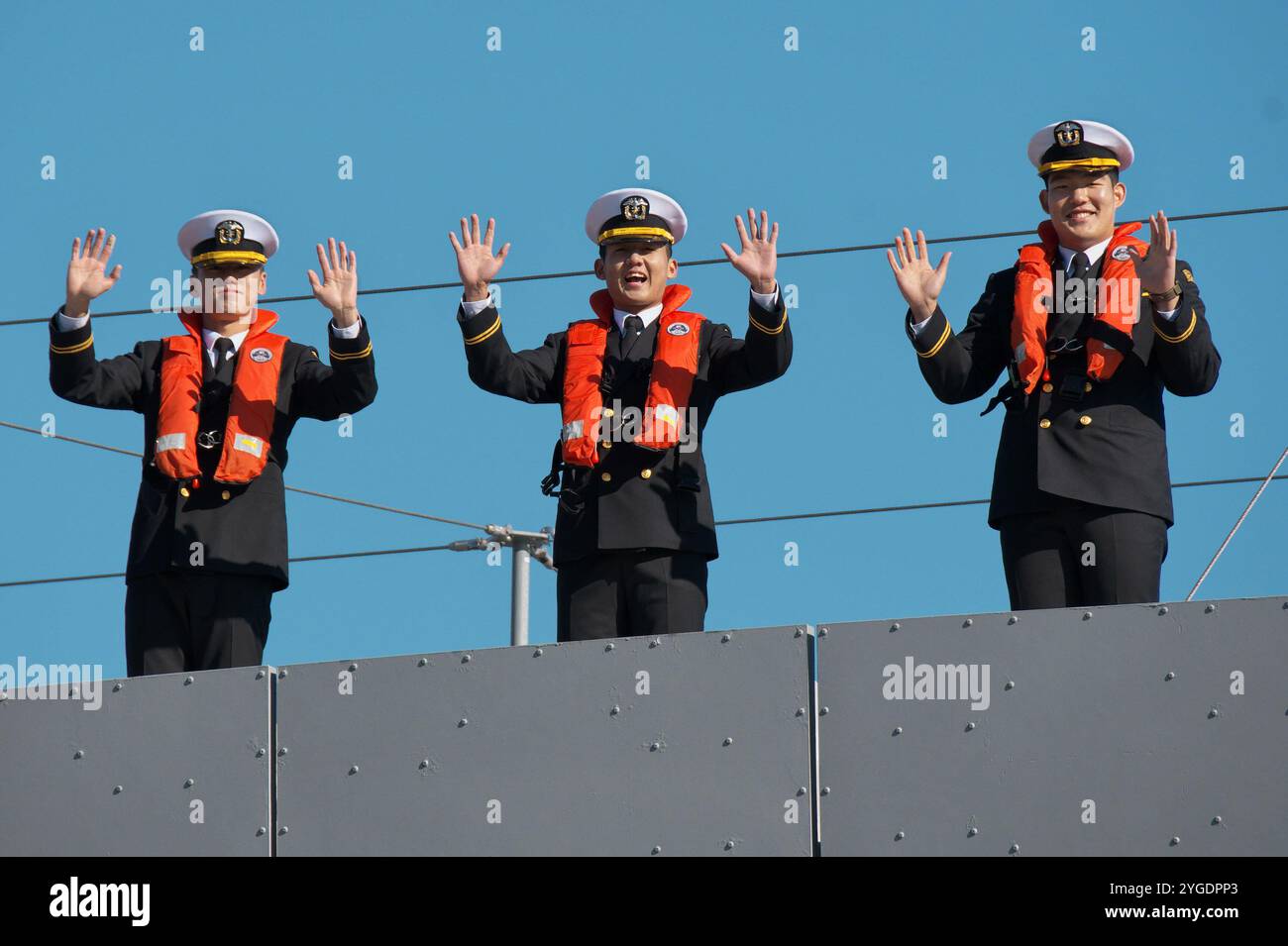 Yokosuka, Japan. 07th Nov, 2024. South Korean Navy academy cadets wave ...