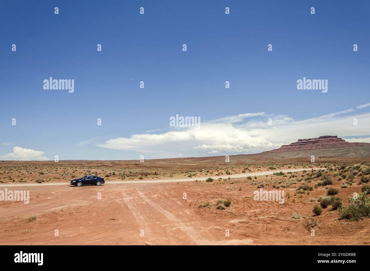 Car lone hi-res stock photography and images - Alamy