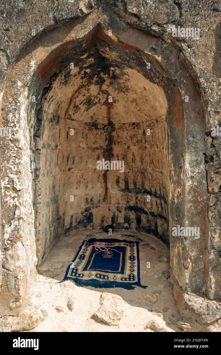 13th century islam illustration hi-res stock photography and images - Alamy