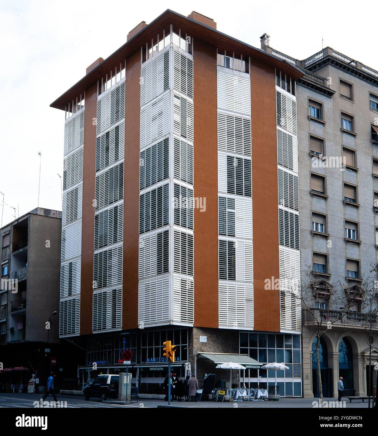 José Antonio Coderch de Sentmenat / Viviendas para pescadores Grupo Almirante Cervera, Plaza del ...