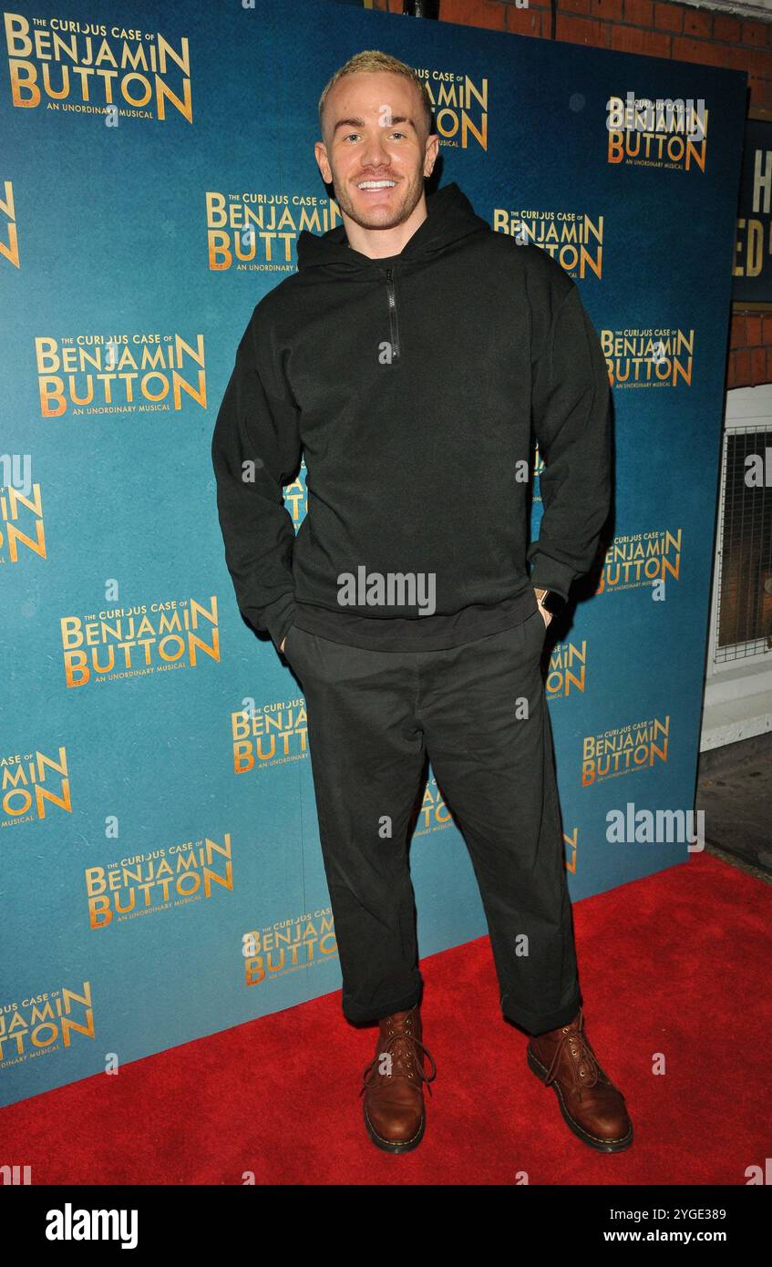 Tom Scanlon at "The Curious Case of Benjamin Button" play press night ...