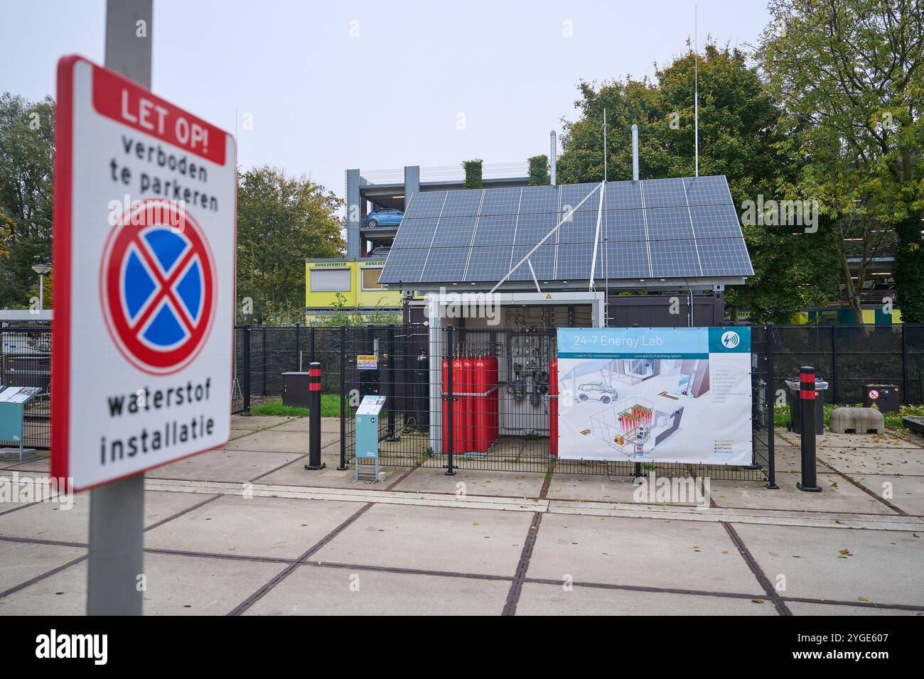 DELFT - An energy hub with solar panels, battery storage and hydrogen ...