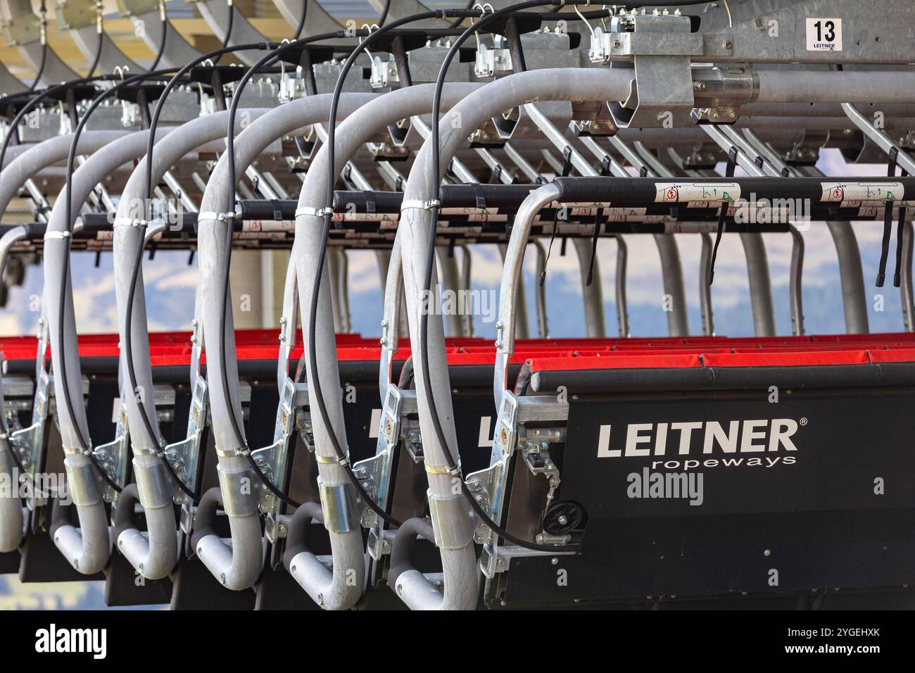 Leitner lift hi-res stock photography and images - Alamy