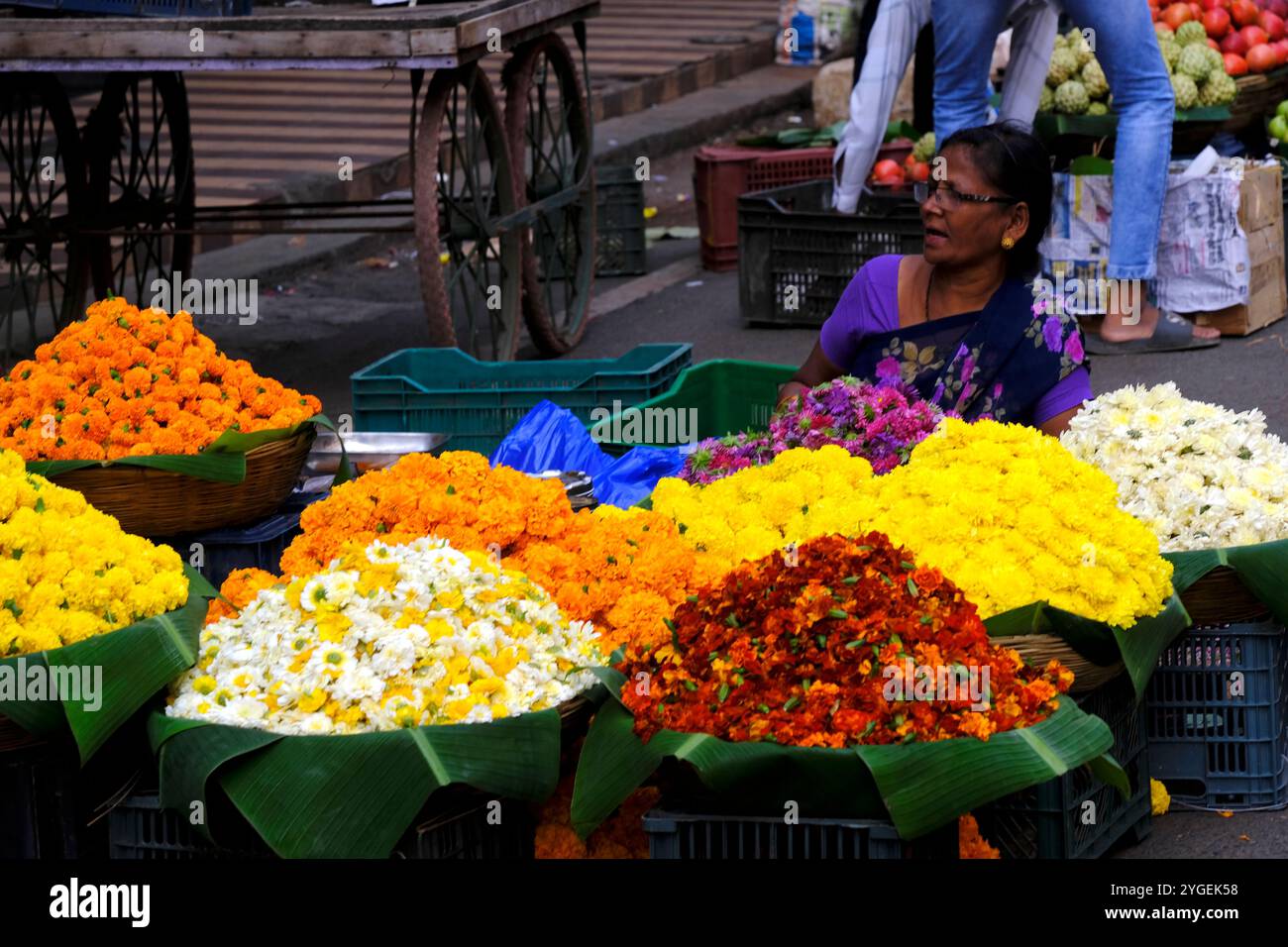 30 October 2024, Pune, Maharashtra, India, Mandai, Pune Residents Flock ...