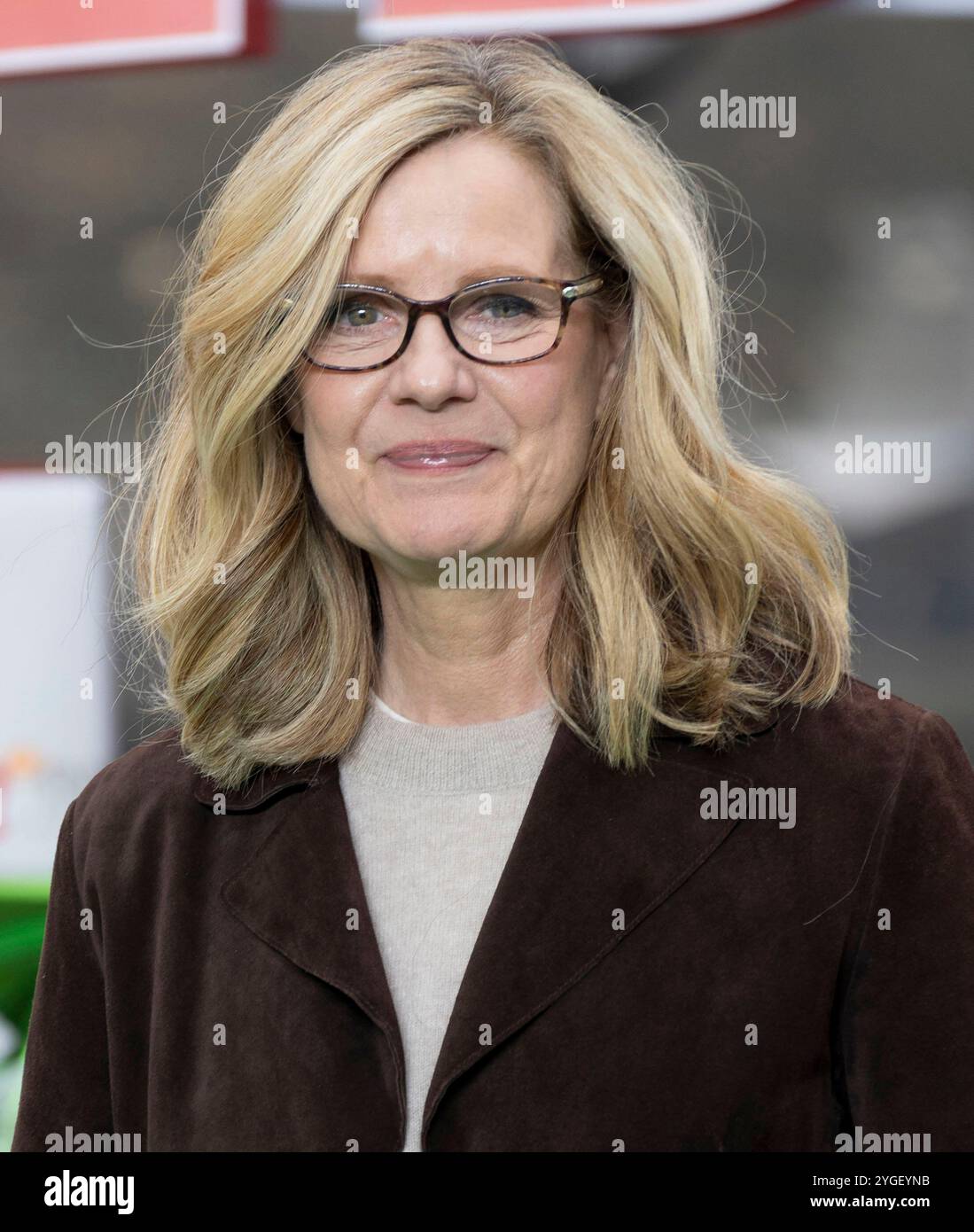6 Nov 2024, London, England, UK - Bonnie Hunt attending Red One ...