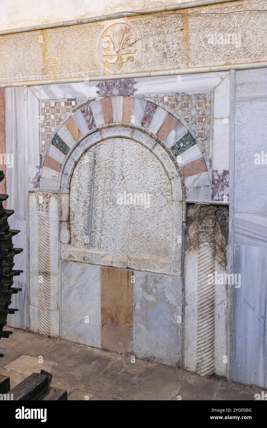 detail of carved marble slab in iwan, Hospital of Nur al-Din, Damascus ...