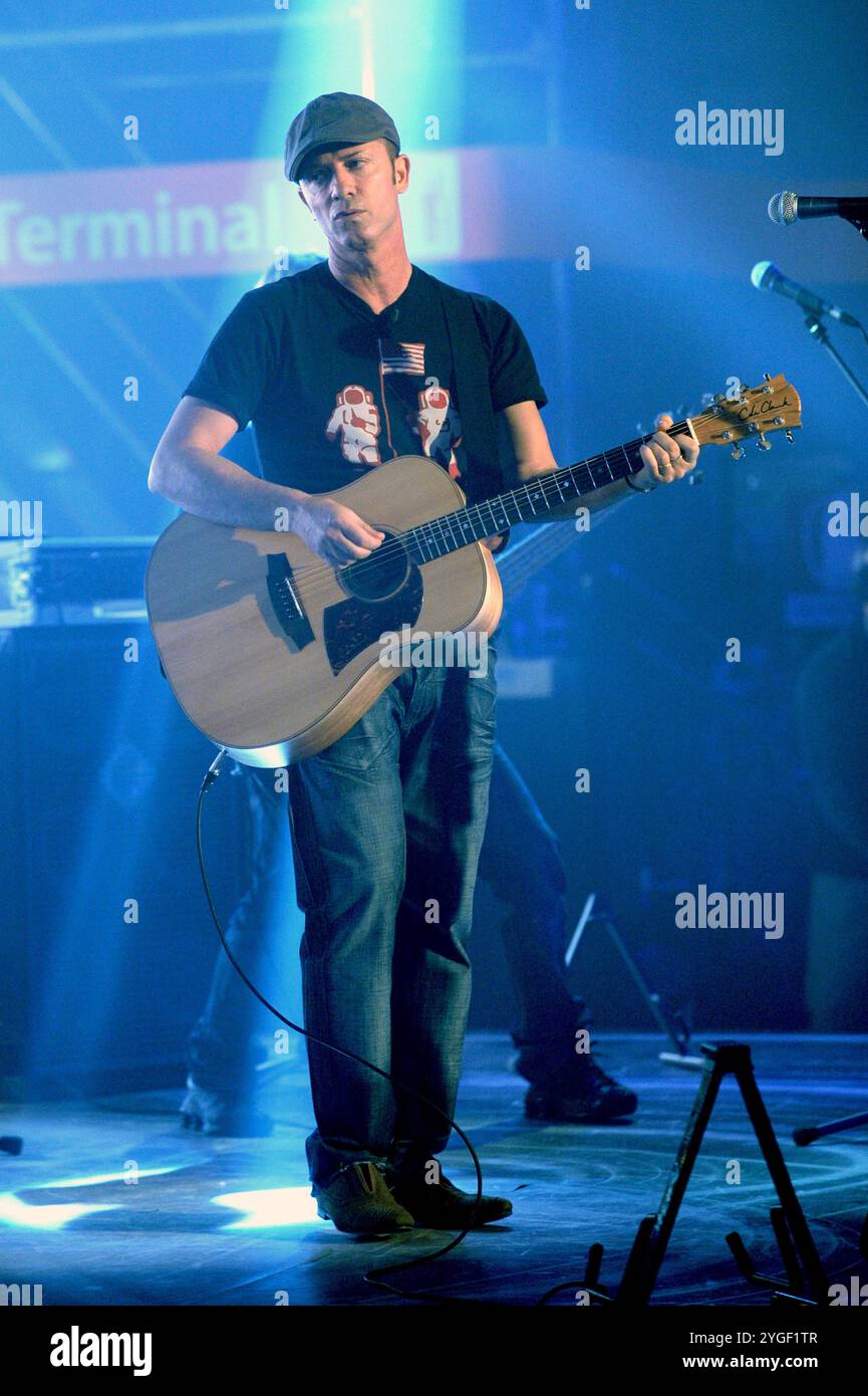 Raf singer 2008 hi-res stock photography and images - Alamy