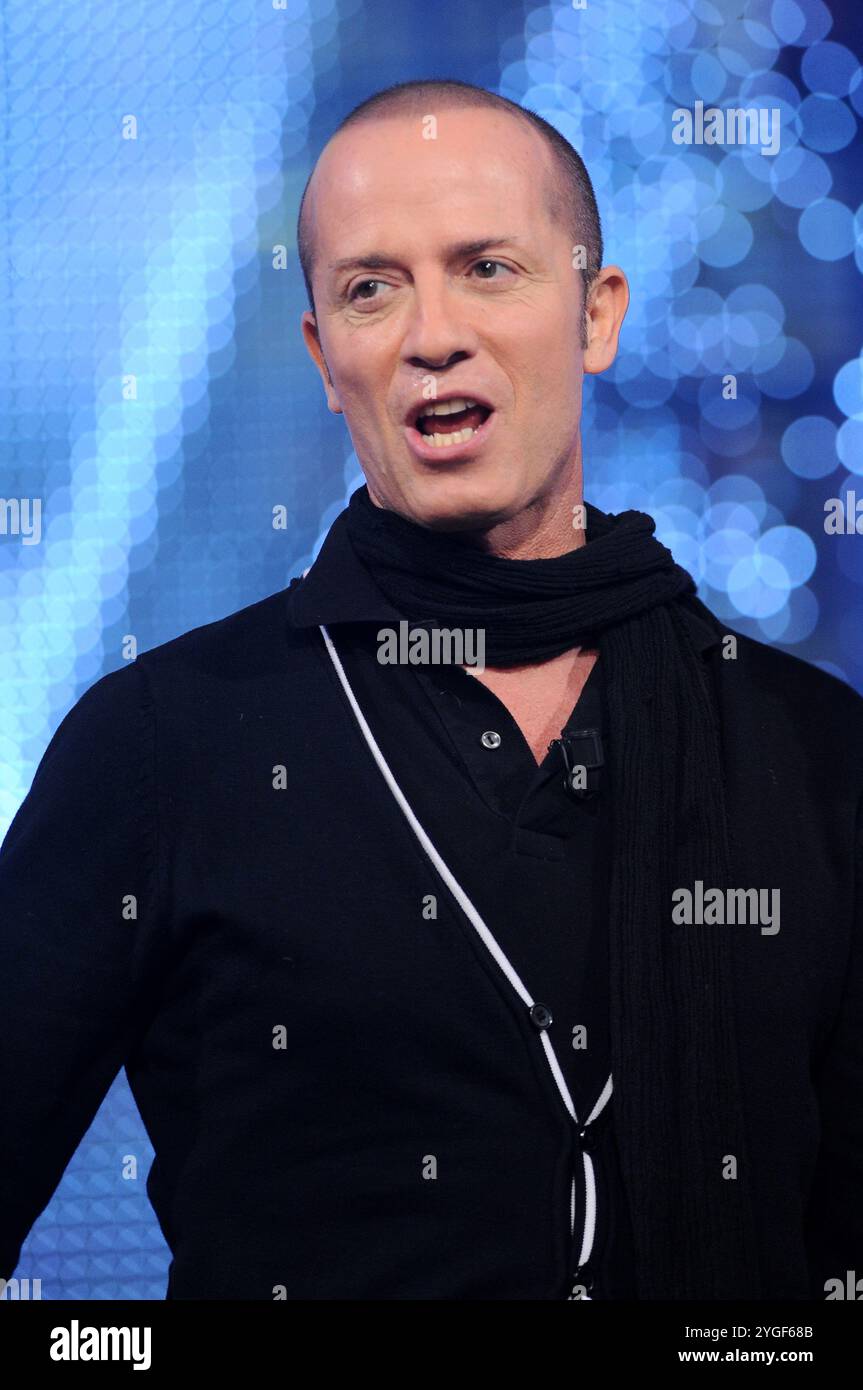 Raf singer 2009 hi-res stock photography and images - Alamy