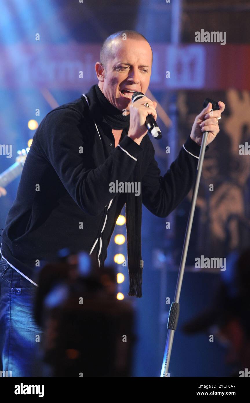 Raf singer 2009 hi-res stock photography and images - Alamy