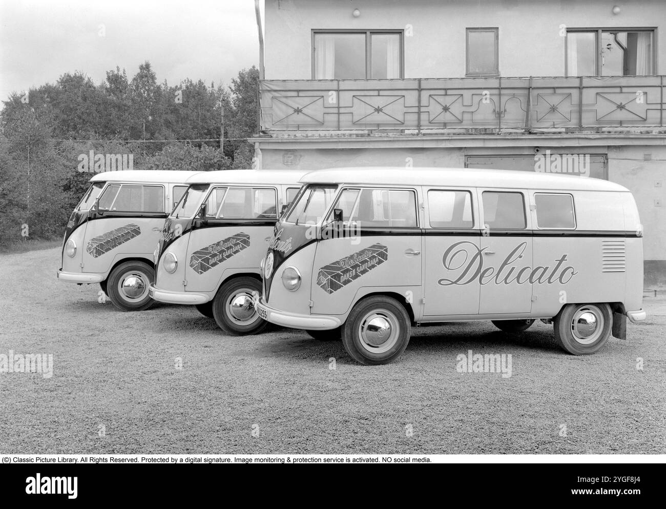 Volkswagen transporter t1 hi-res stock photography and images - Alamy