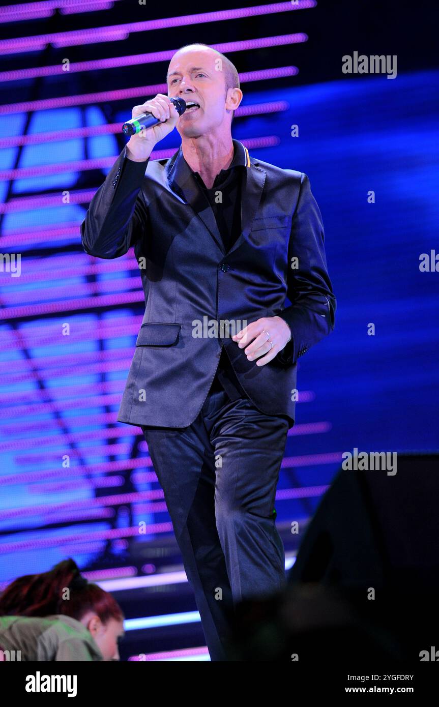 Raf singer 2009 hi-res stock photography and images - Alamy