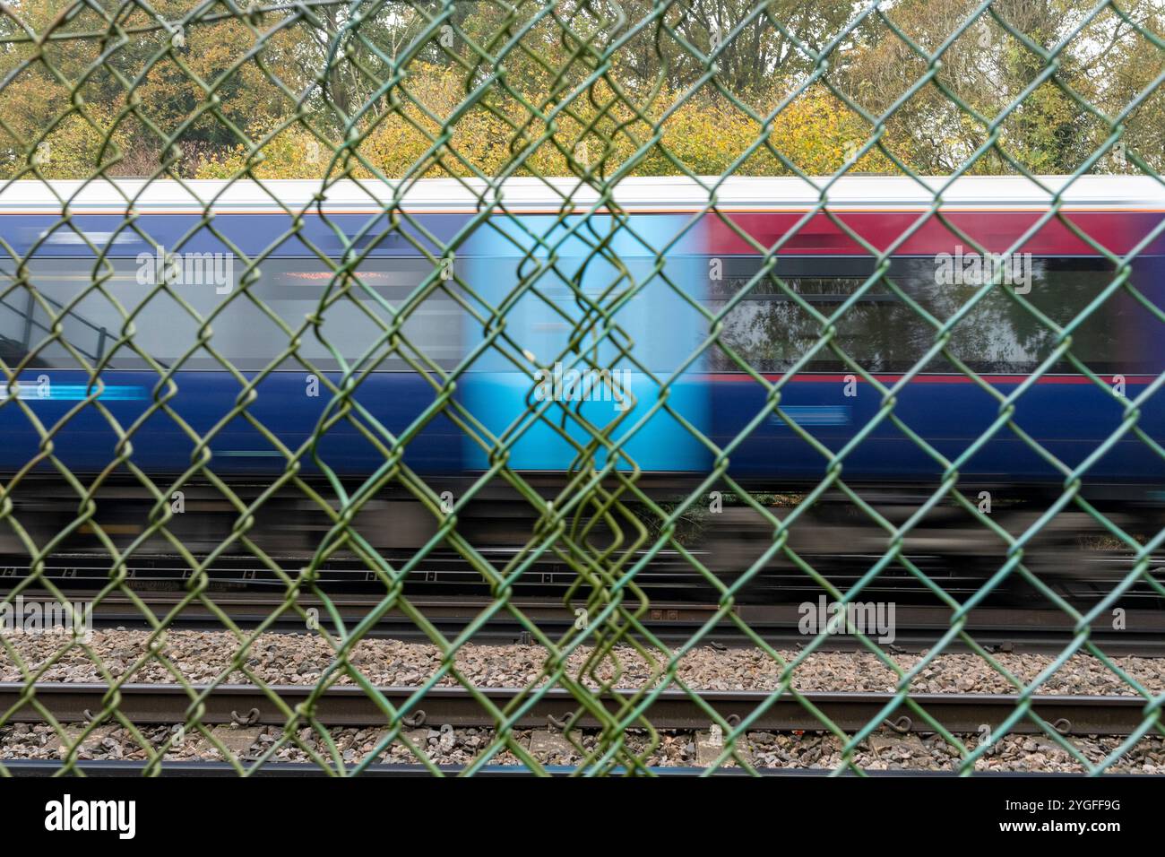 Fence through train hi-res stock photography and images - Alamy