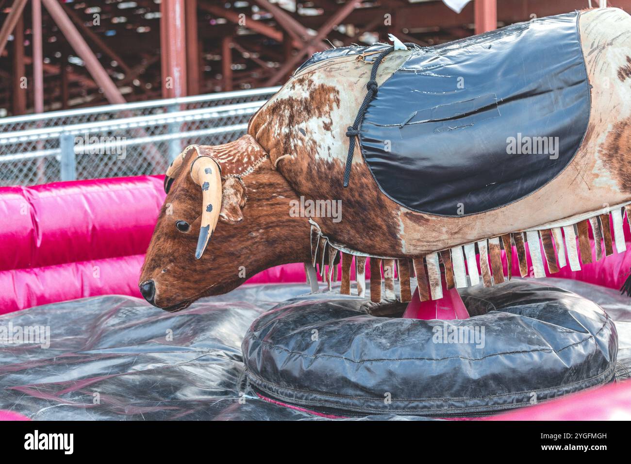 Mechanical bull arena hi-res stock photography and images - Alamy
