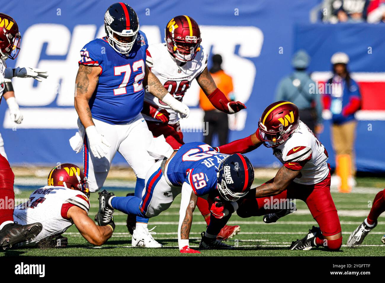 East Rutherford, United States. 03rd Nov, 2024. Washington Commanders ...