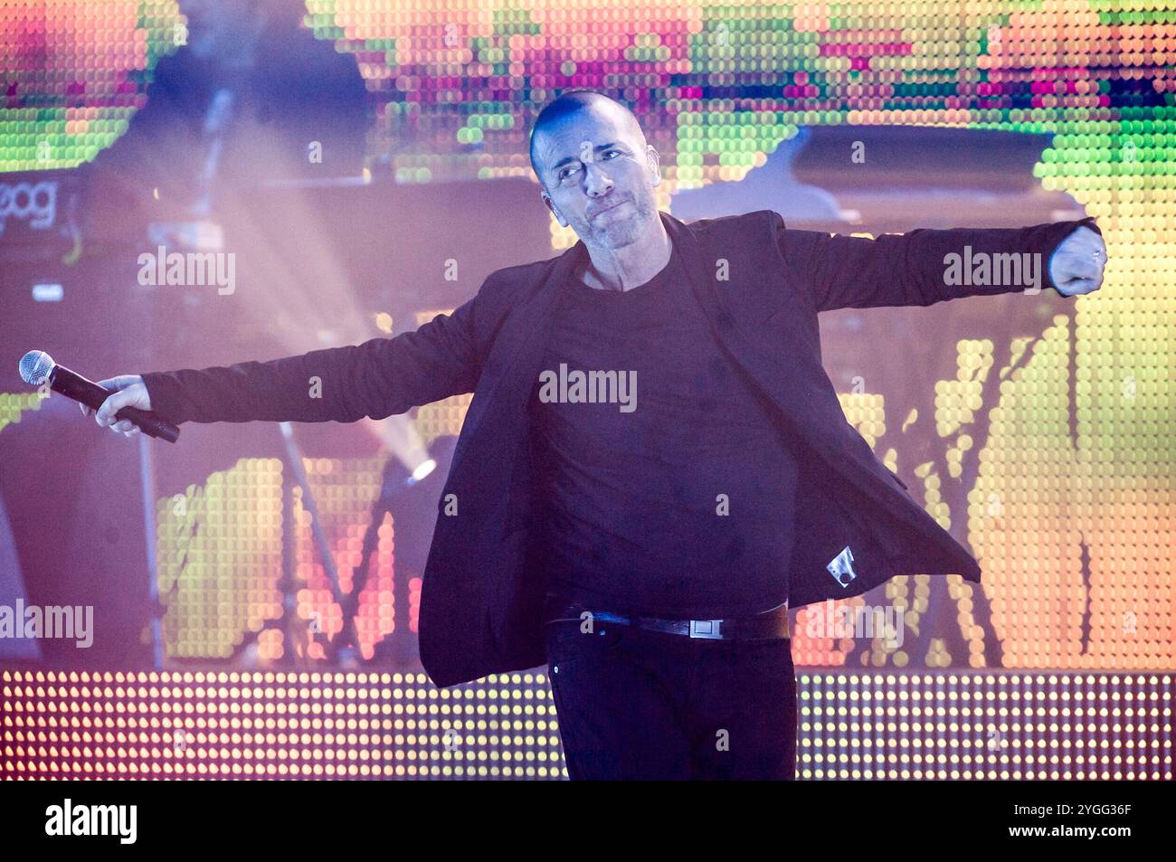 Raf singer 2013 hi-res stock photography and images - Alamy