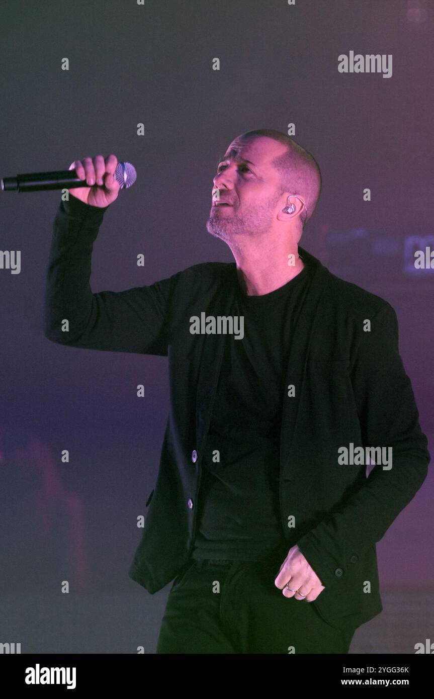 Raf singer 2013 hi-res stock photography and images - Alamy