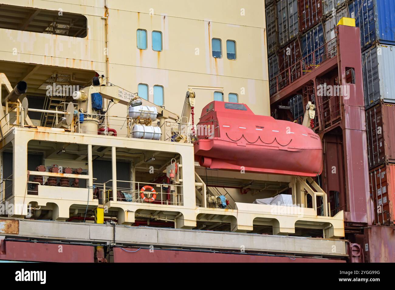 Lifeboat on a container ship hi-res stock photography and images - Alamy