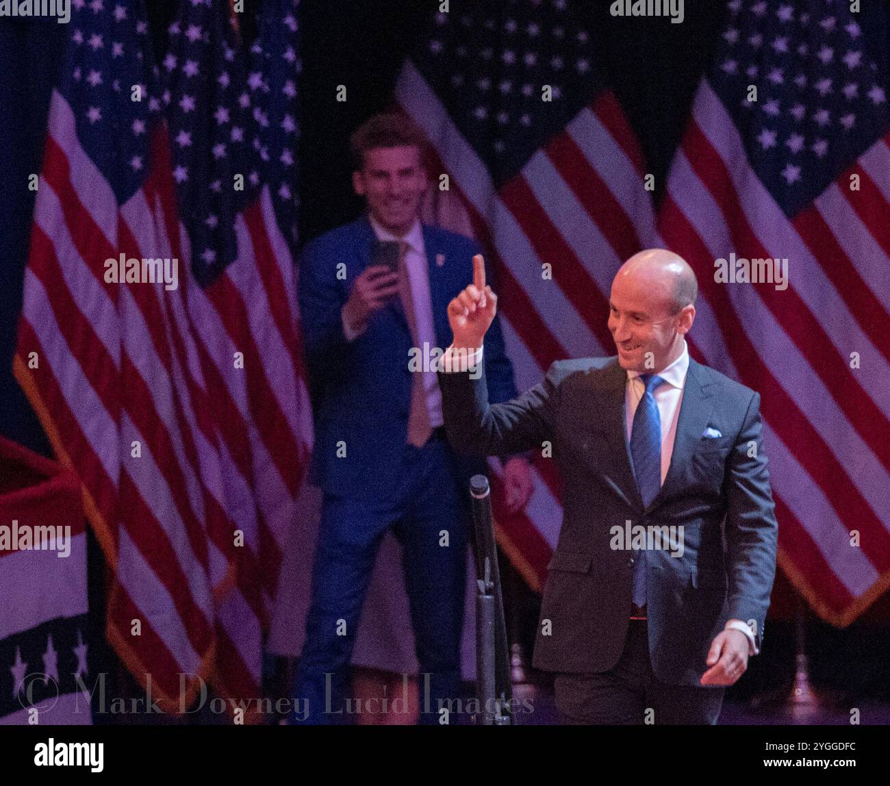Stephen miller and trump hi-res stock photography and images - Alamy