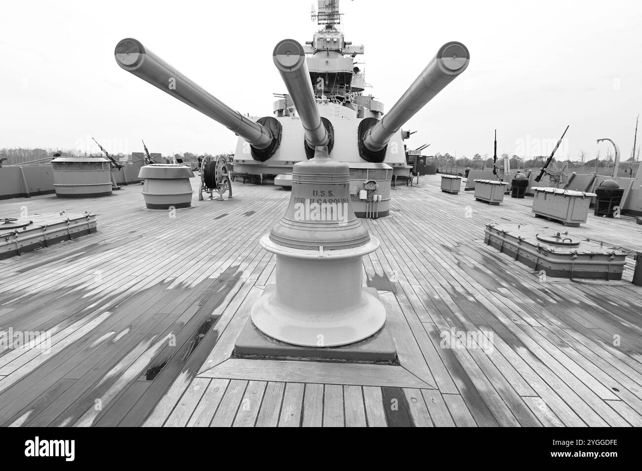 Battleship deck metal Black and White Stock Photos & Images - Alamy