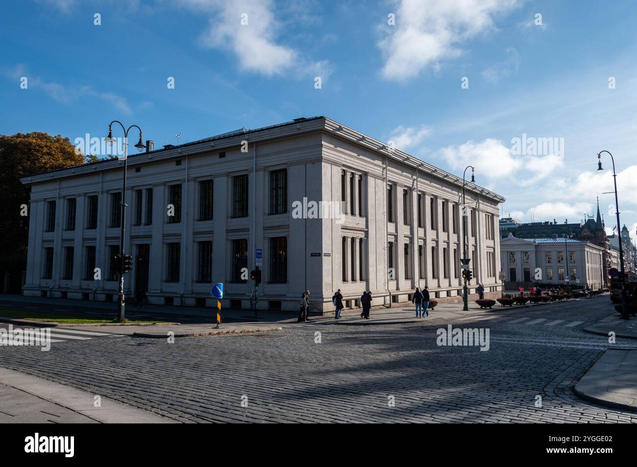 The beginning of one of Oslo’s famous streets, Karl Johans gate with ...