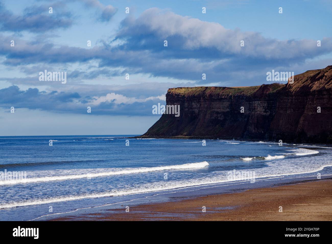 The sea at the foot of Hunt Cliff, Saltburn, England Stock Photo - Alamy