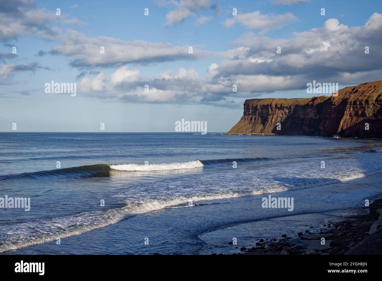 Saltburn beach cliffs hi-res stock photography and images - Alamy