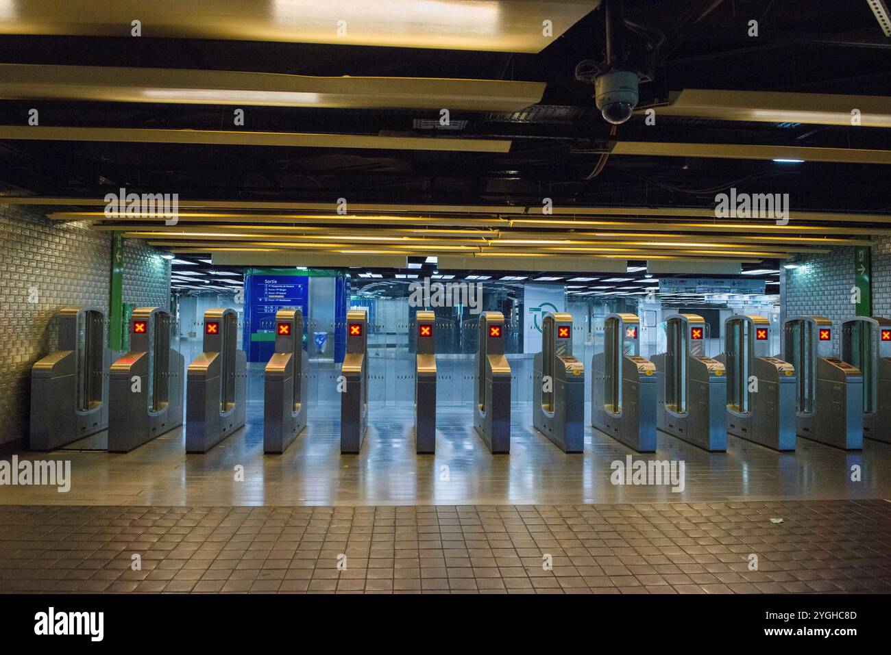 Closed metro station hi-res stock photography and images - Alamy