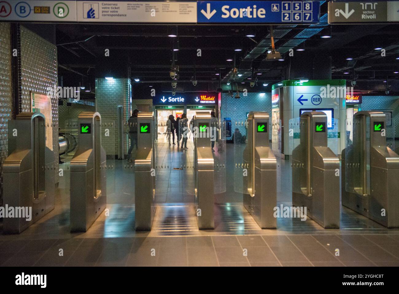 Paris, Metro, Exit Stock Photo - Alamy