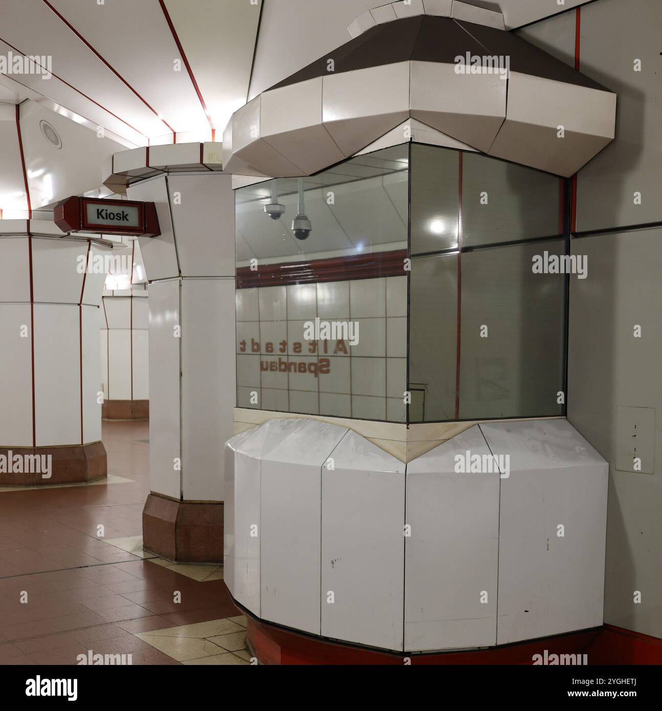 U bahnhof altstadt spandau hi-res stock photography and images - Alamy