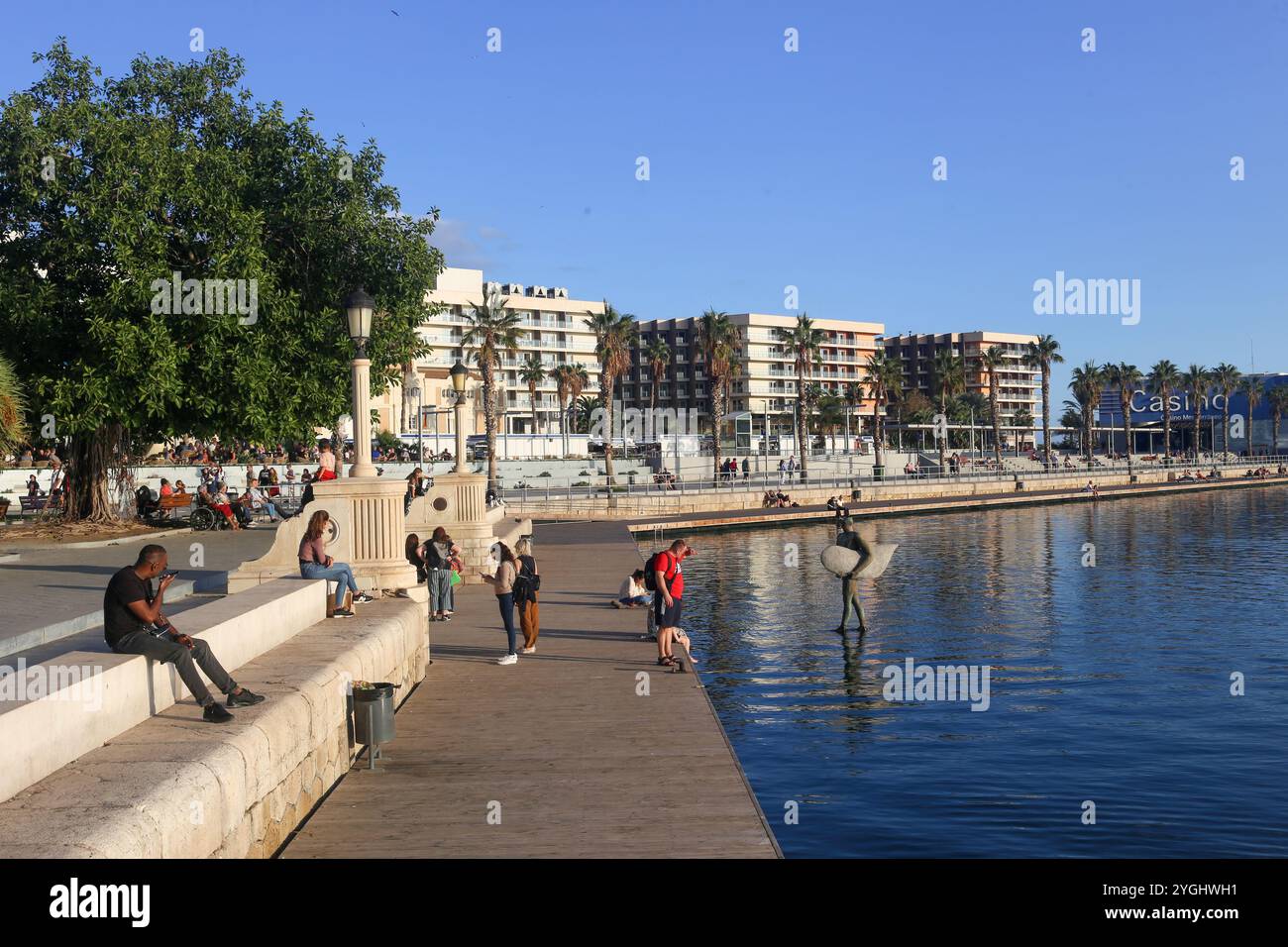 Alicante, Spain, 07th November, 2024: People sitting on the Escalera de ...