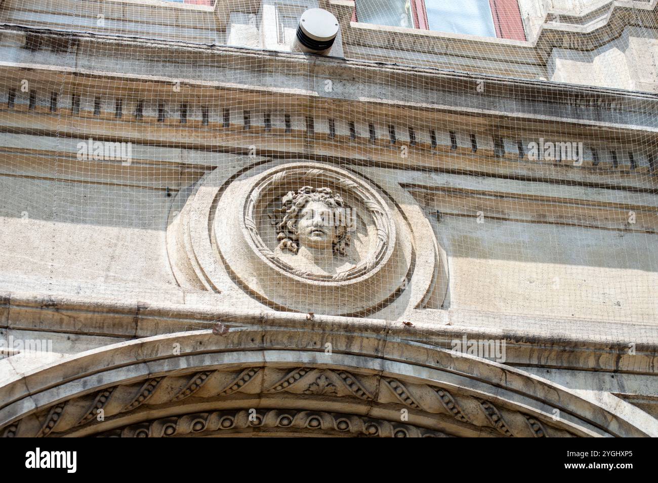VIENNA, AUSTRIA - JULY 18, 2024: Vienna State Opera house. The historic ...