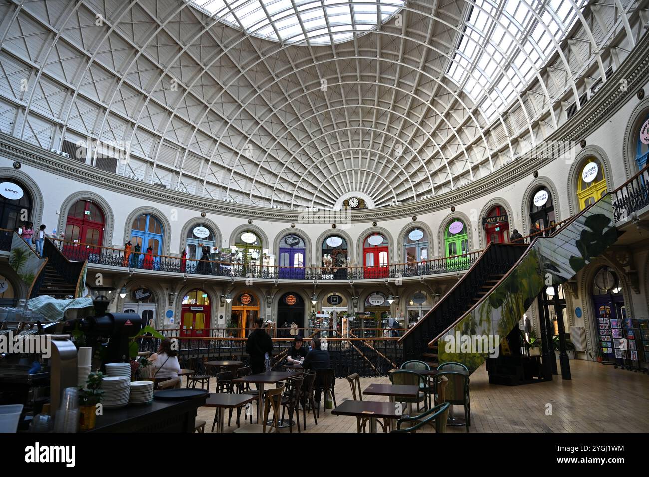 Leeds victorian architecture hi-res stock photography and images - Alamy