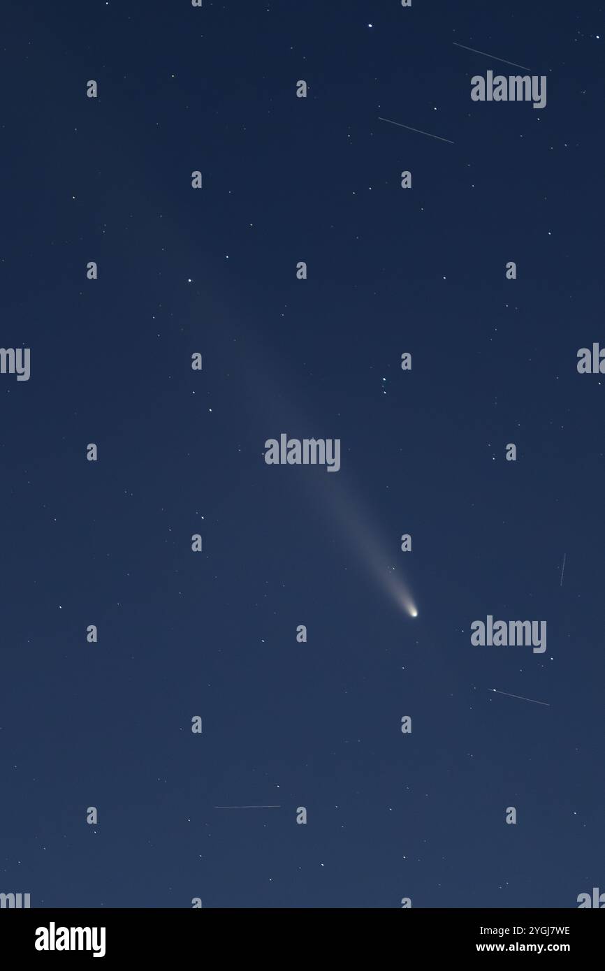 Comet details hi-res stock photography and images - Alamy