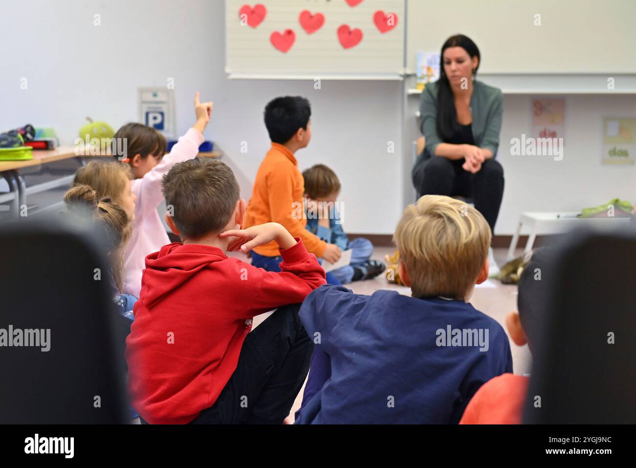 Subject photo;School lessons at a primary school in Bavaria,2nd grade ...