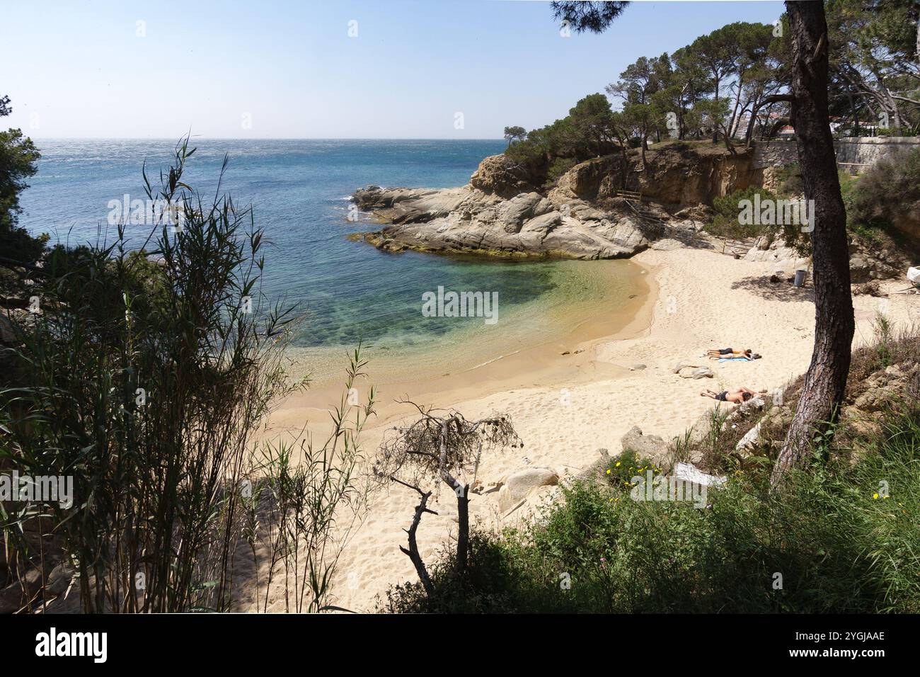 Sa Cova beach (Cala Sa Cova), Platja d'Aro Stock Photo - Alamy