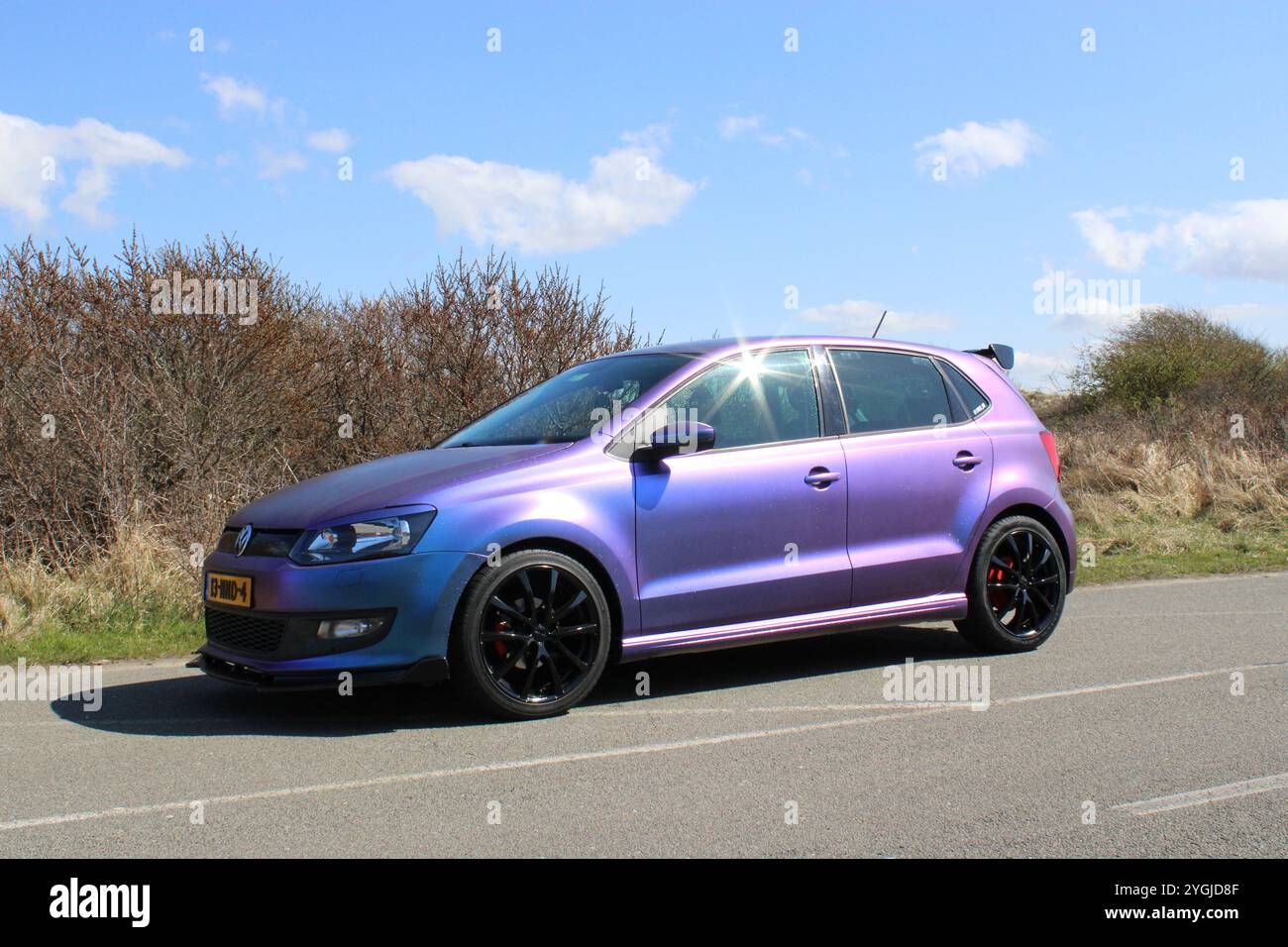 Volkswagen polo, extraordinary car and color Stock Photo - Alamy