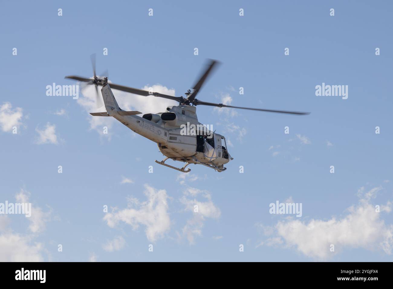 A U.S. Marine Corps UH-1Y Venom with Marine Light Helicopter Attack ...